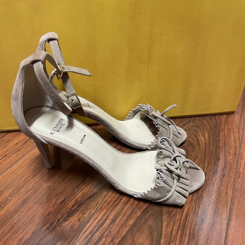 Alexander White Eva Suede Ruffle Sandals - Gem